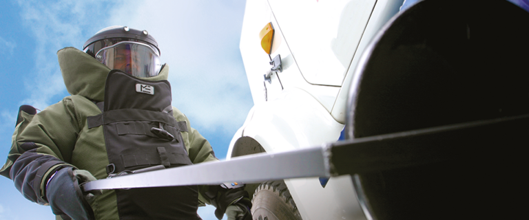 Bomb suit EOD 9N with NIJ certification